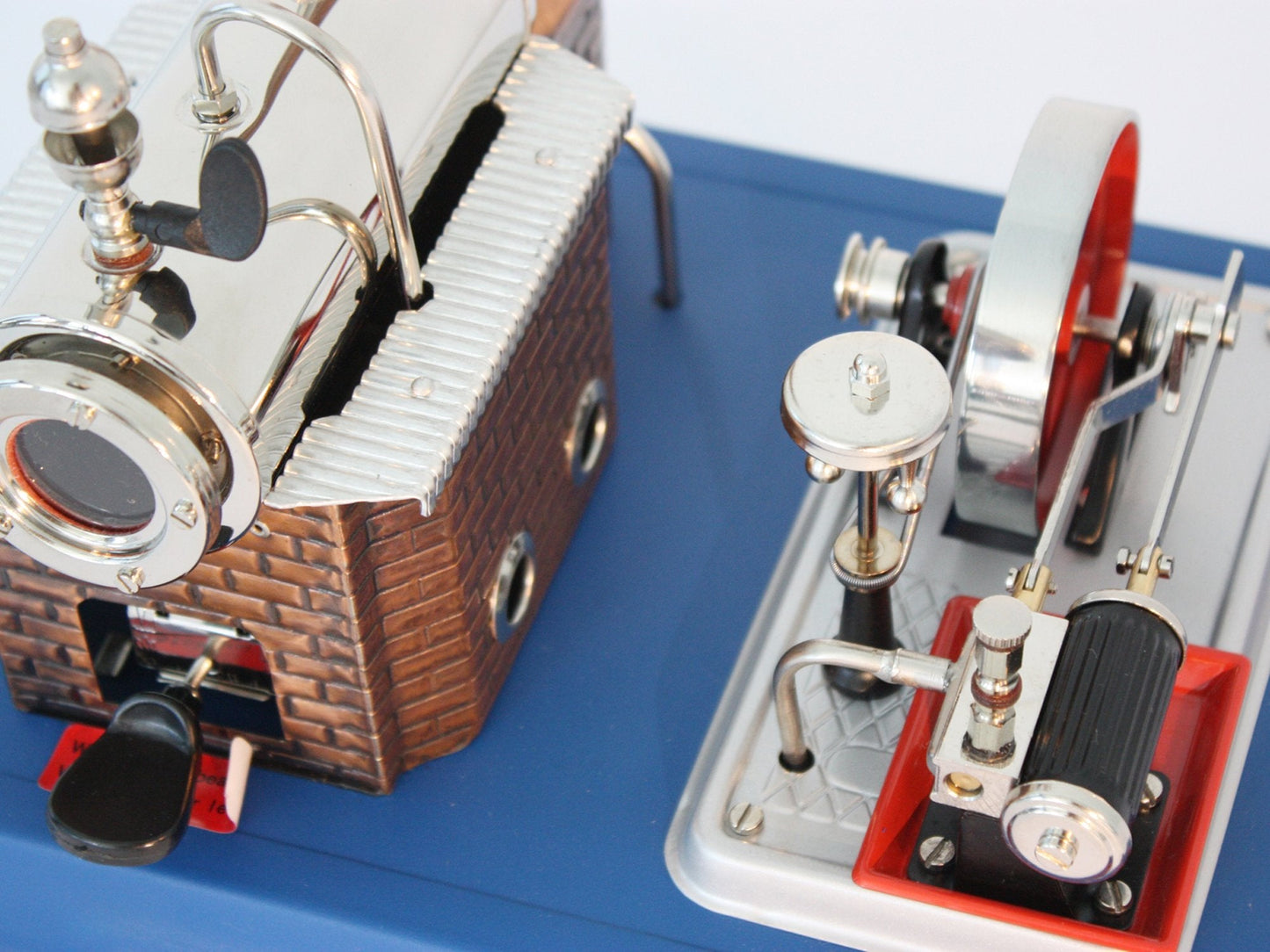 Wilesco D10 Toy Steam Engine – MiniSteam