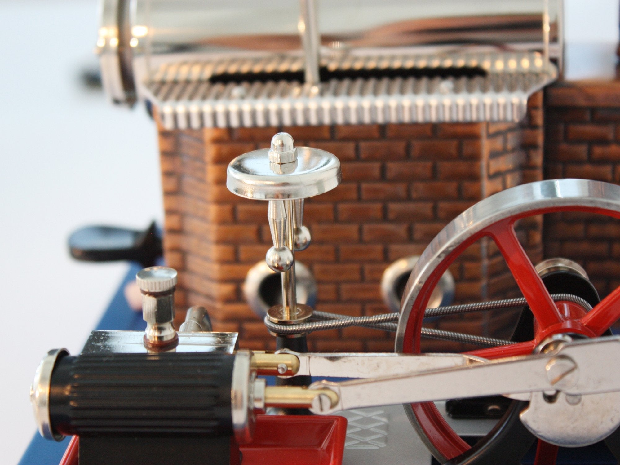 Wilesco D9 Toy Steam Engine – MiniSteam