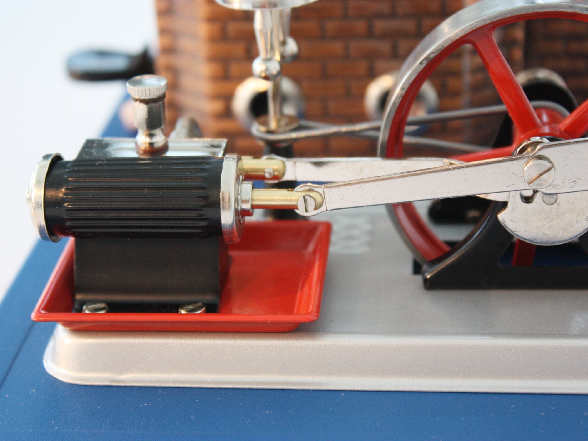 Wilesco D9 Toy Steam Engine – MiniSteam